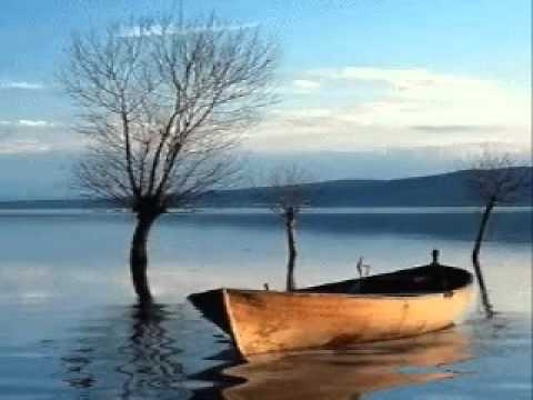 ΣΑΝ ΜΙΑ ΒΑΡΚΟΥΛΑ - YouTube