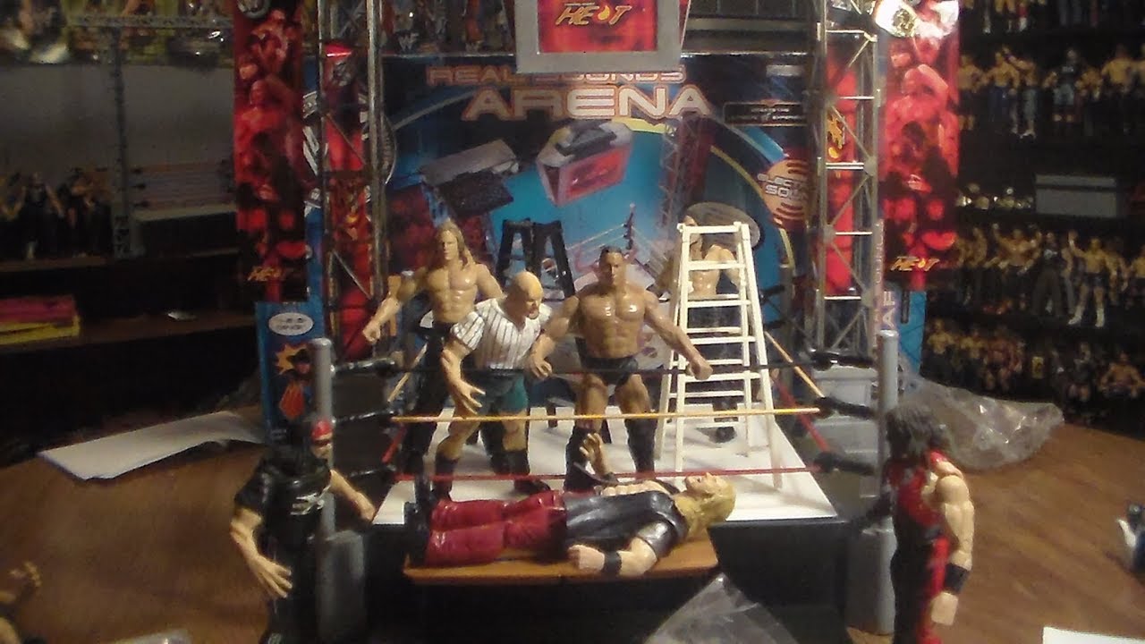 WWF SUNDAY NIGHT HEAT REAL SOUNDS ARENA TOY WITH SOUND EFFECTS REVIEW ...