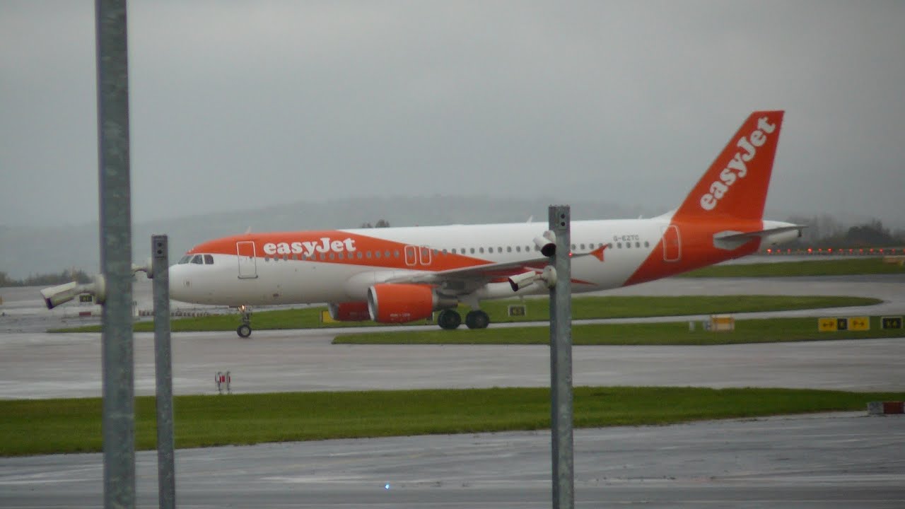 EasyJet landing compilation at Manchester Airport - YouTube