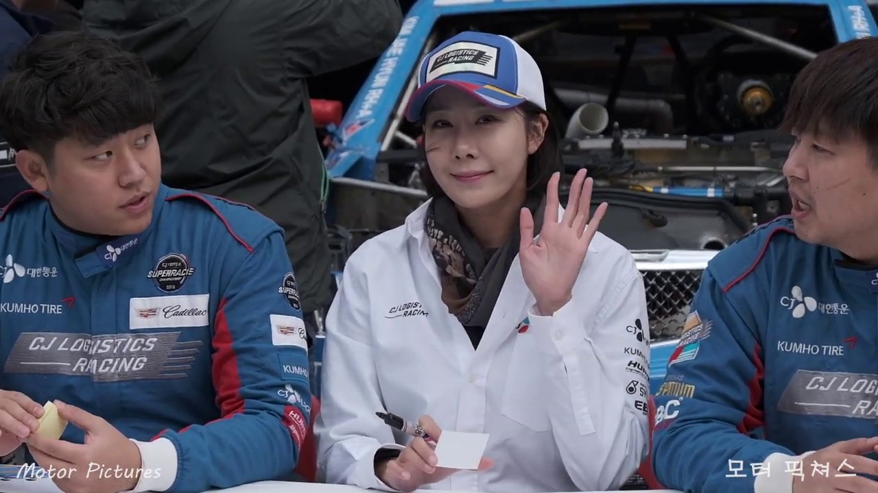 2018-10-27 CJ Super Race Fit Walk CJ Logistics Racer Lee(슈퍼레이스 CJ로지스틱스 ...