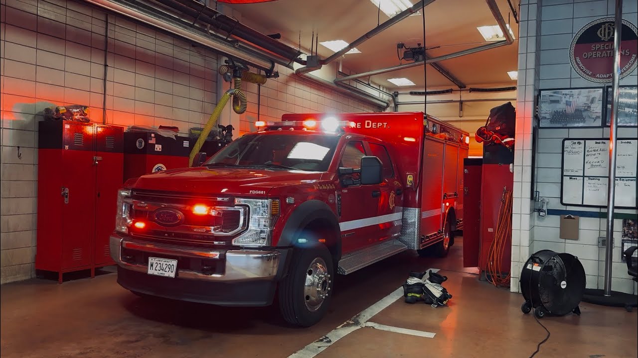 chicago fire department ambulance 11 Truck 3 responding & Squad 1A ...