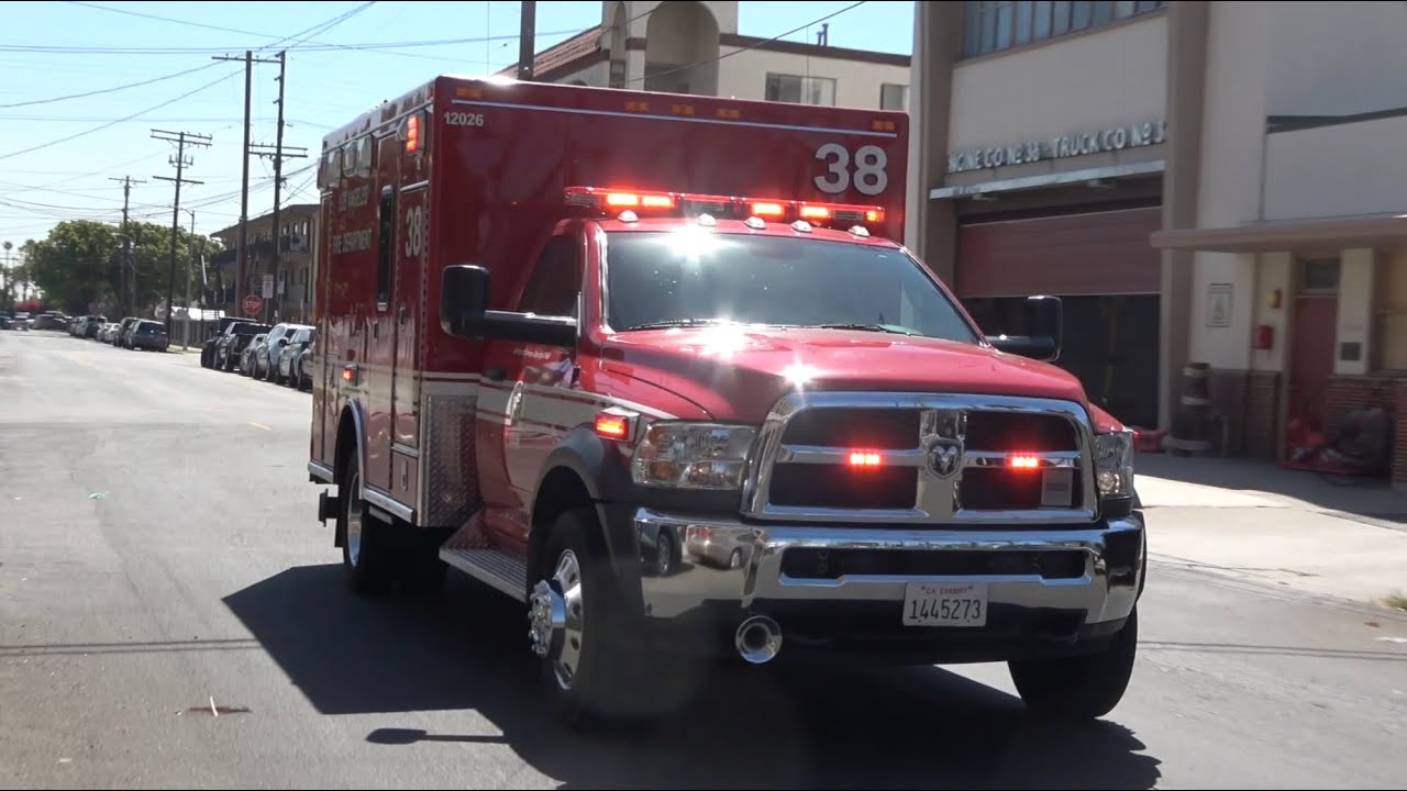 LAFD Rescue 38 Responding - YouTube