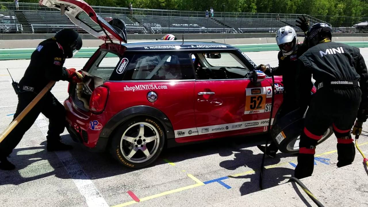 MINI pit stop under caution Road America CTSC race 2016 - YouTube