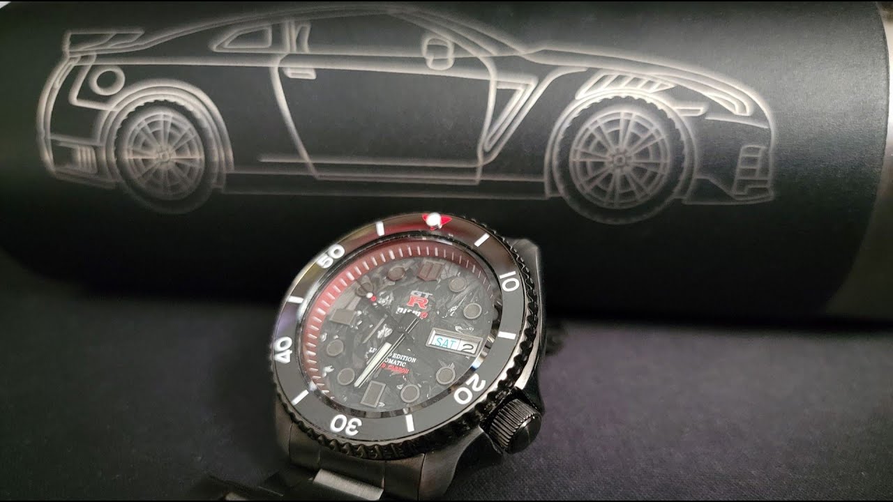 Forged carbon fiber Nismo GT-R watch! - YouTube