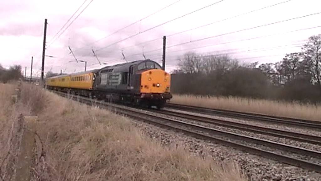 Class 37 test train enters York - YouTube
