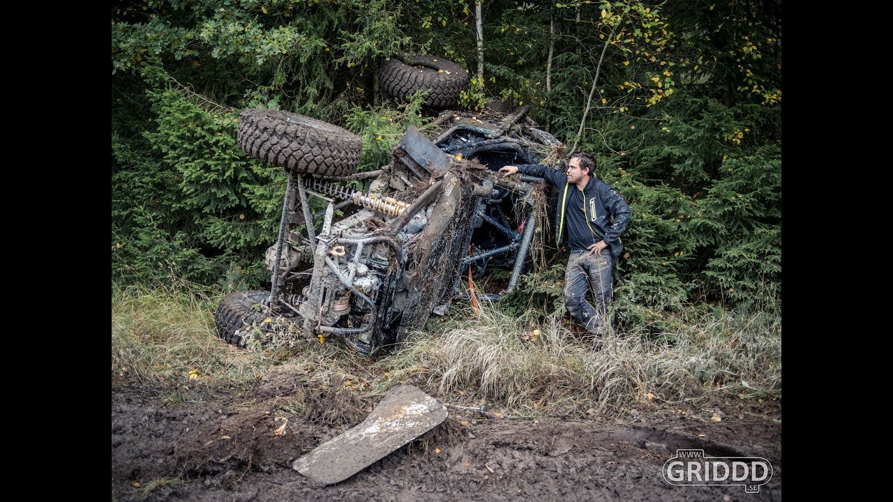 Recon Jeep crash Flip - YouTube