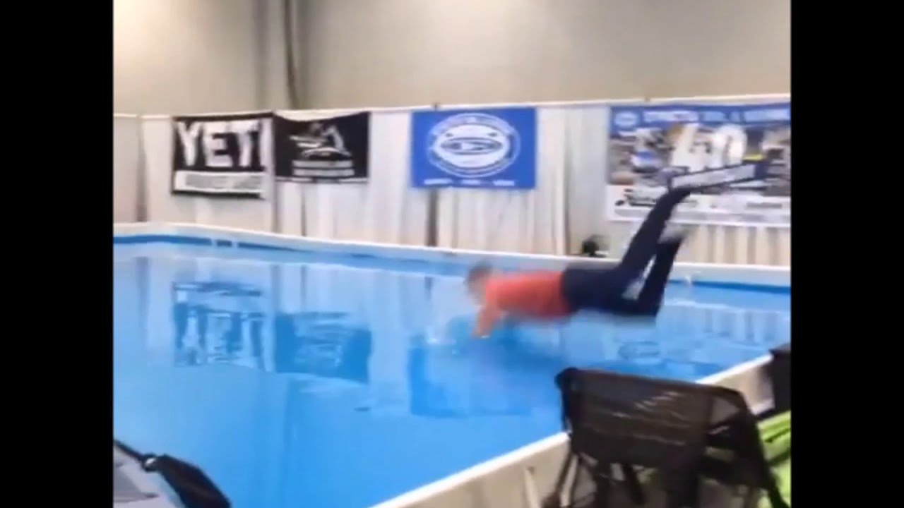 Jumping in demo pool - YouTube