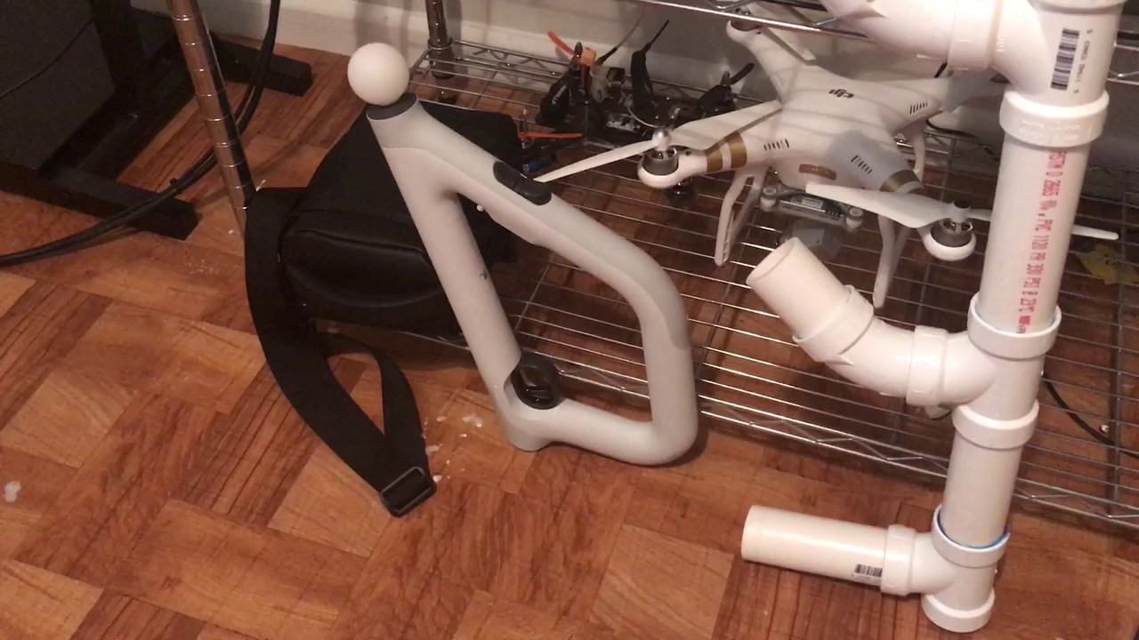 VR Roomscale Setup w/ Retractable Cables and 3 Sensors, Rift + PSVR ...