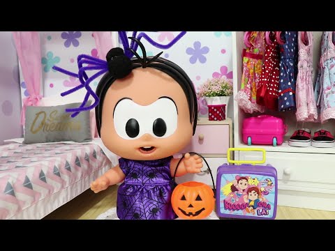 BABY MÔNICA USANDO FANTASIA DE BRUXINHA PARA O HALLOWEEN