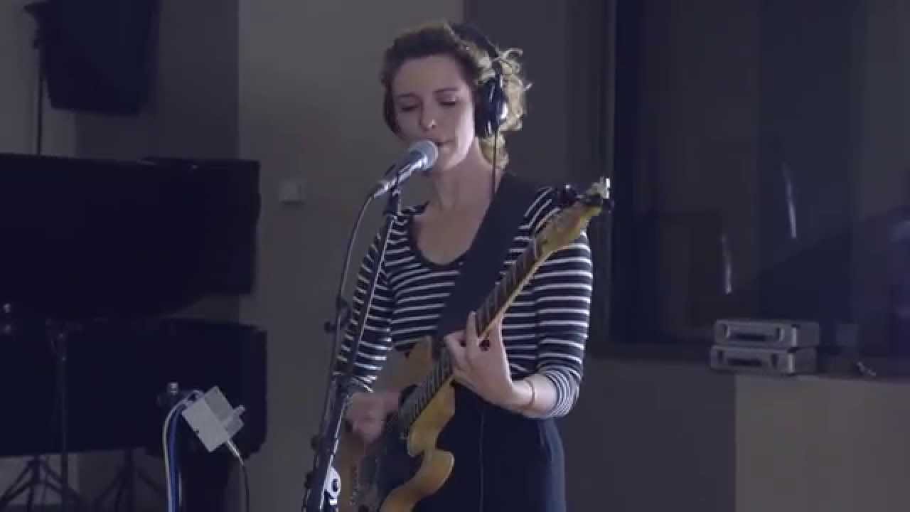 Esmé Patterson at OpenAir: "Never Chase A Man" - YouTube