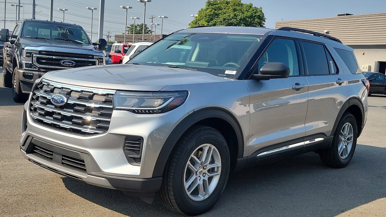 2025 Ford Explorer Active! New Year model! Iconic Silver Metallic! Dark ...