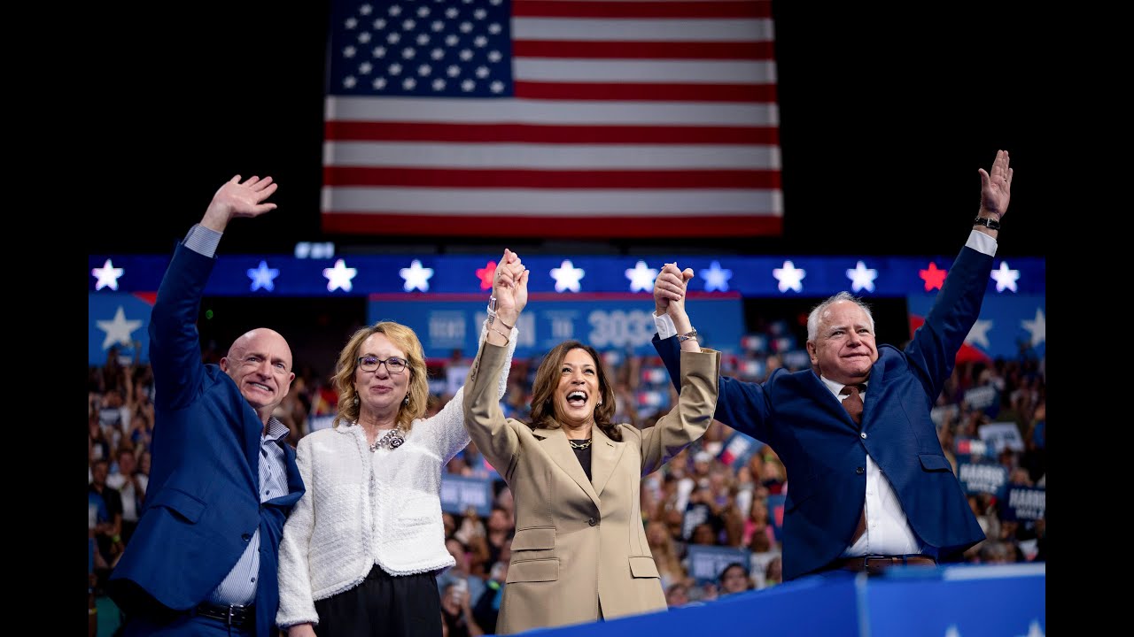 LIVE: Harris, Walz Campaign in Las Vegas - YouTube