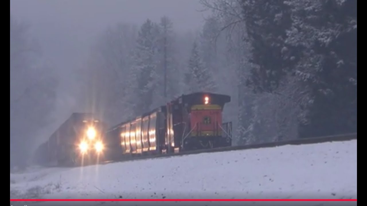 Long and Fast Stack Trains in the Snow - YouTube