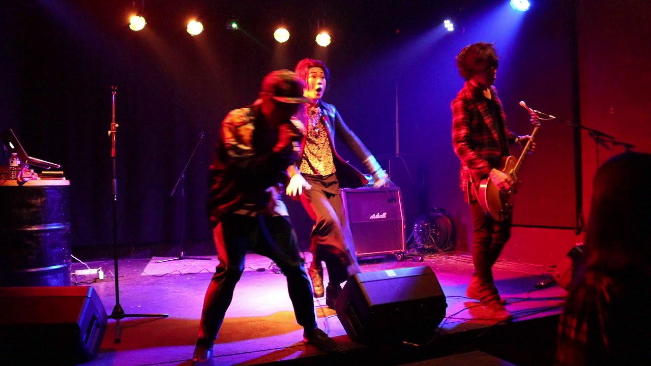 GOOD THRU DATE live - YouTube