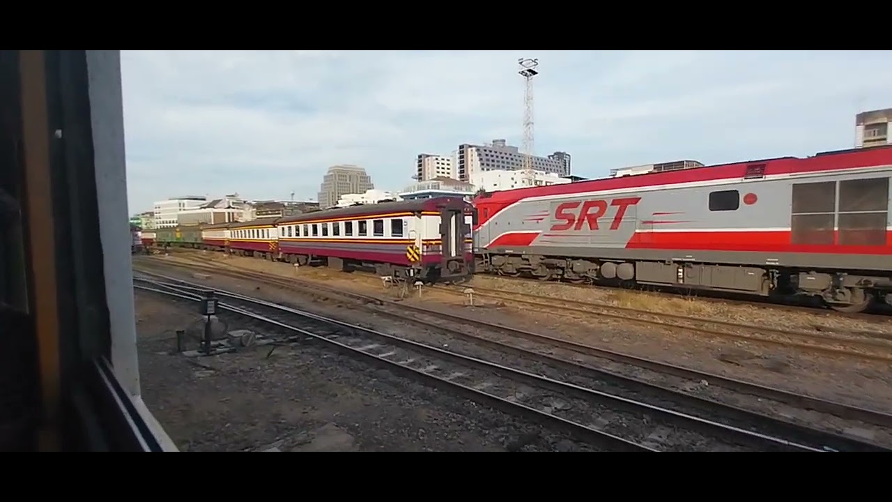 🇹🇭【SRT】【Thailand(6)】301 Commuter Train Departing from Hua Lamphong ...