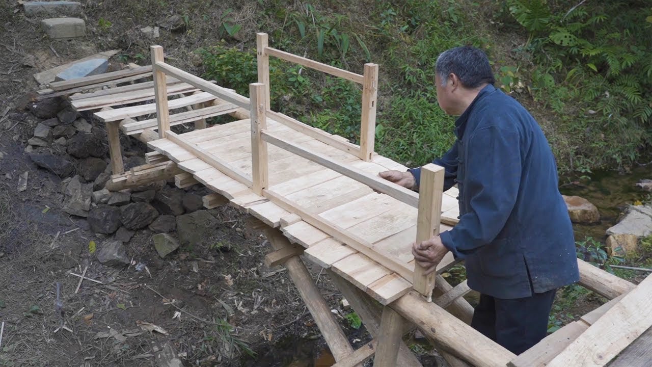A Rural Grandfather Built A Wooden Arch Bridge Without Nails, So ...