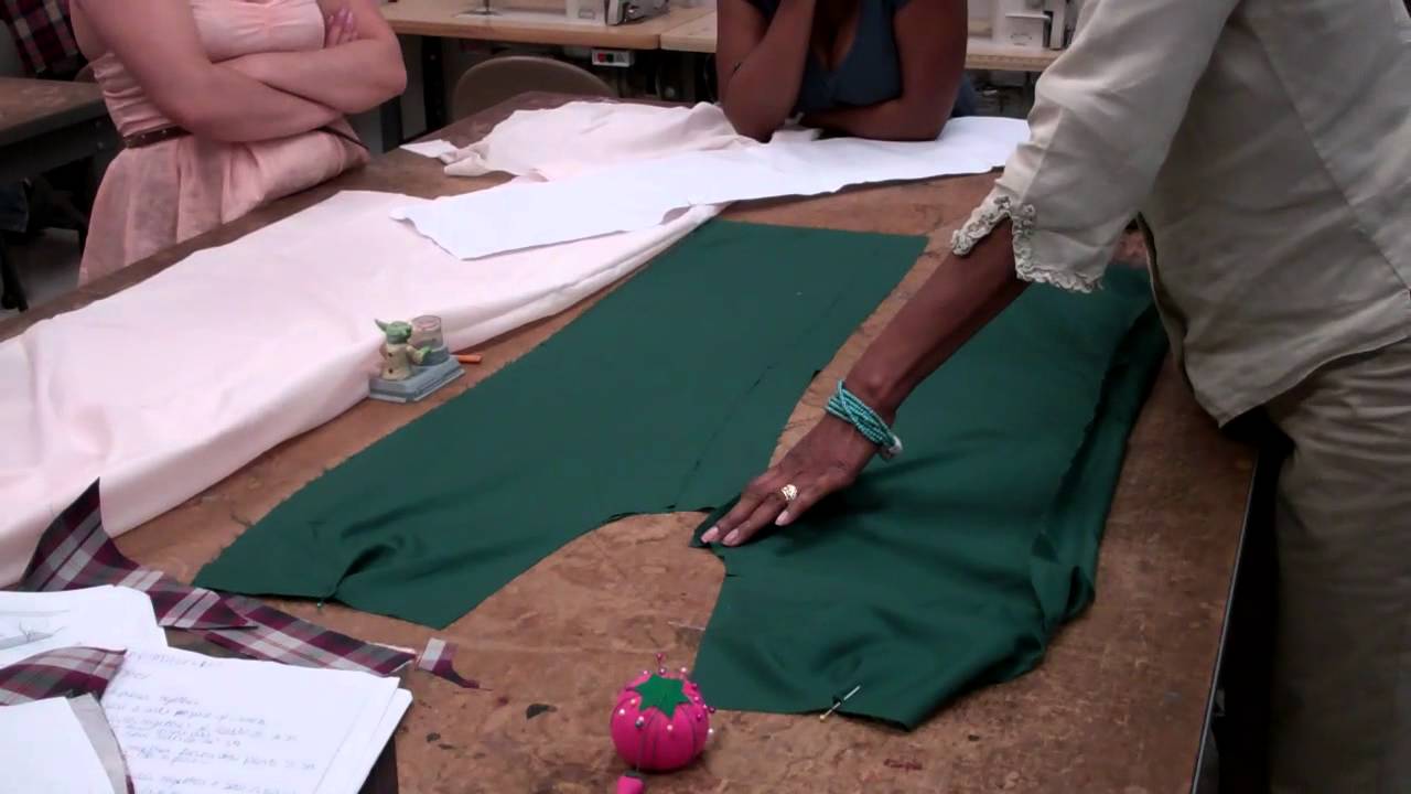 Pant Lining joining legs pt. 1 - YouTube