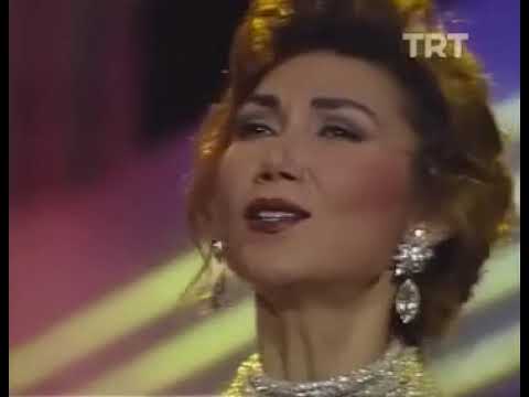 Ayşe Tunalı - Senede Bir Gün