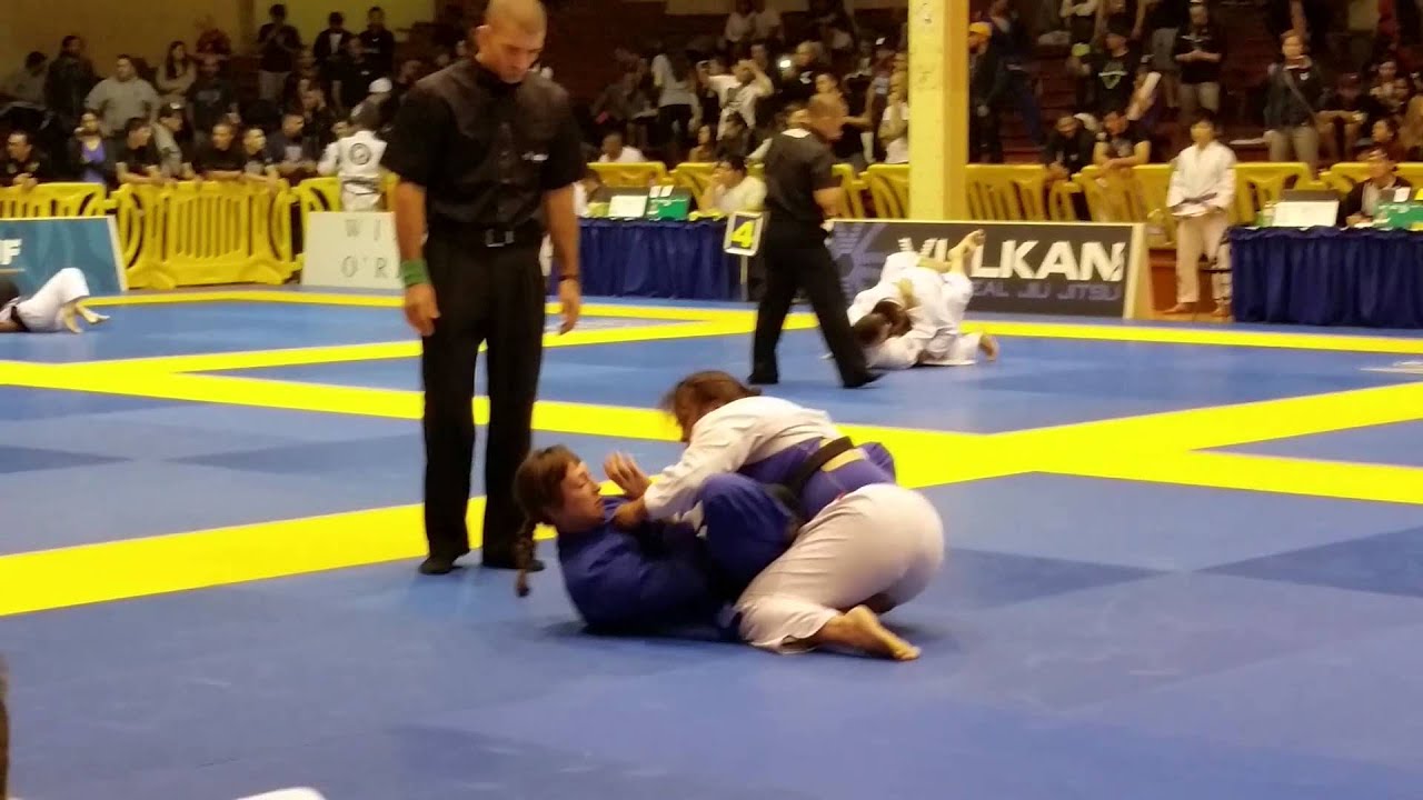 Charlene Coats vs. Amanda Loewe SF Open 2015 - YouTube