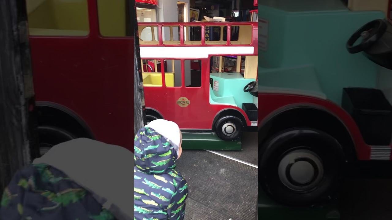 Bus kiddie ride Coin-operated - YouTube
