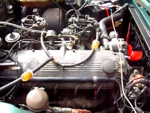 1972 BMW E9, 3.0cs engine start after 8 years - YouTube