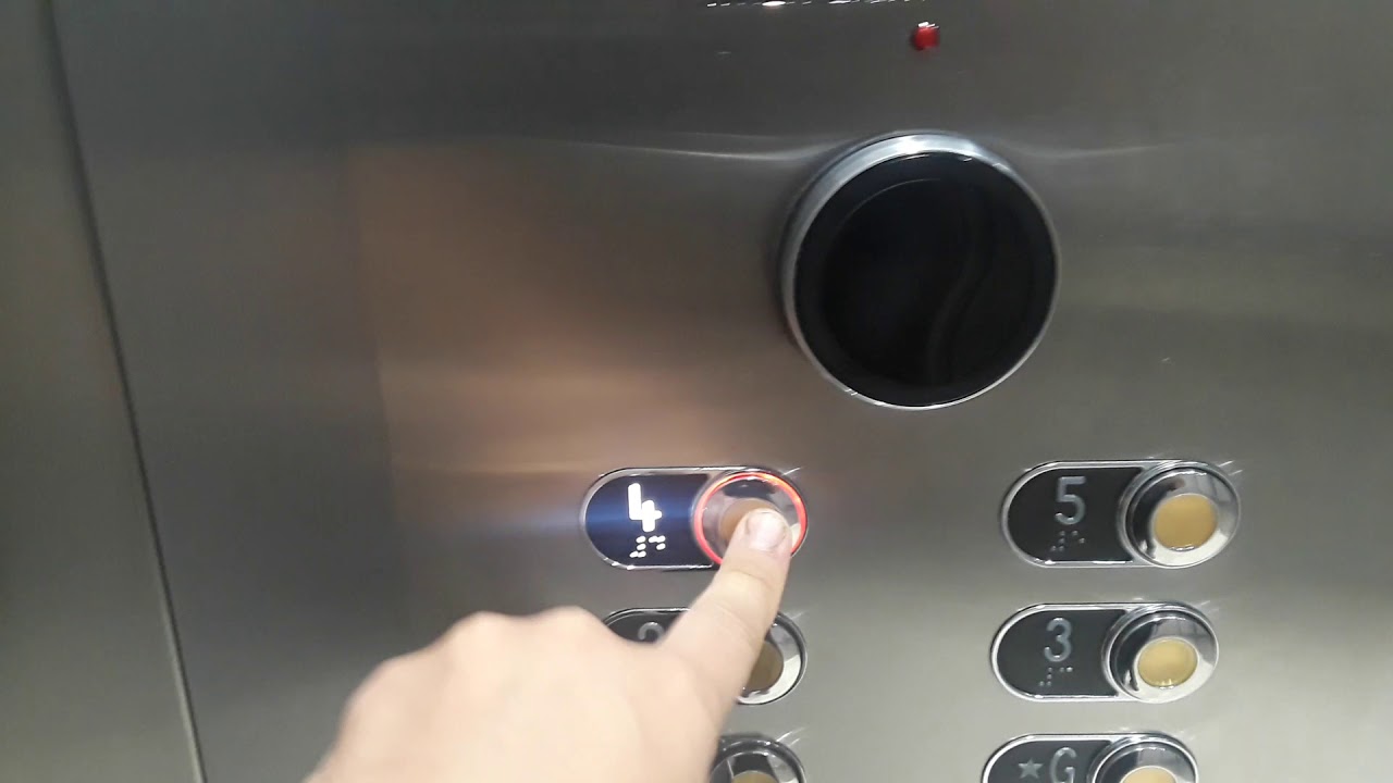 Central Traction Elevator with Hotel room tour @ Holiday Inn Express ...