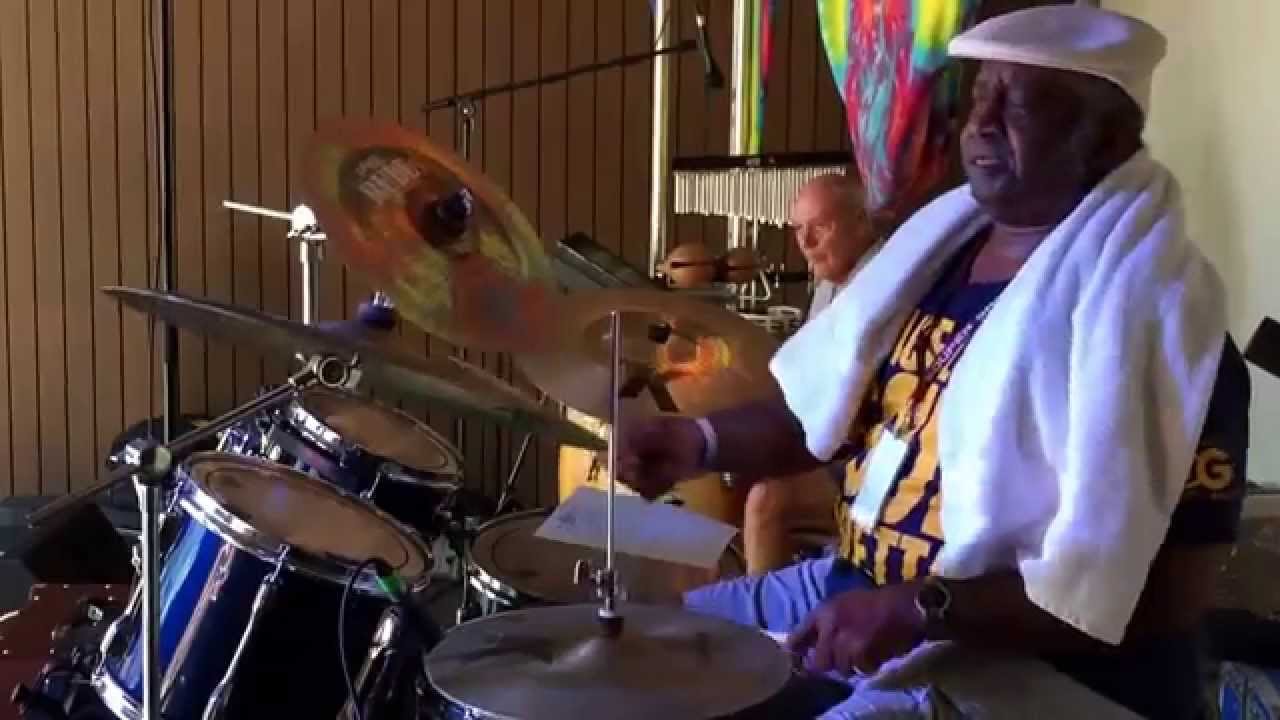 Bernard Purdie - How to play The Purdie Shuffle 101 - Souper Groove ...