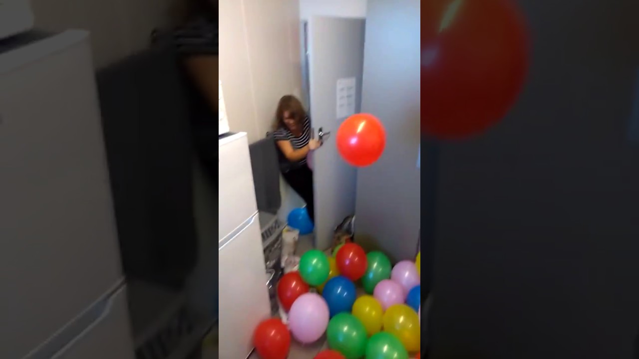 FUNNY BIRTHDAY SURPRISE FAIL - YouTube