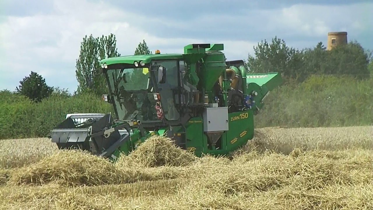 Zurn 150 3.3 Litre 4-Cyl Compact Combine Harvester (67 HP) - YouTube