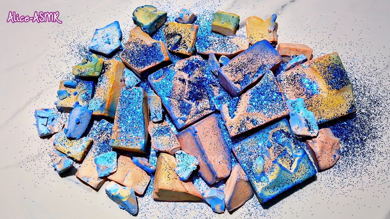 Deep Dyed Blue Gym Chalk | Asmr Gym Chalk | Powder Play - YouTube