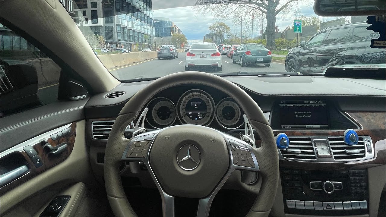 LOUD BURBLE TUNE CLS 550 GOES INTO BIGGEST CITY TUNNEL (POV DRIVE ...