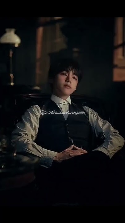 Nothing just Taehyung giving Mafia vibe 👀.. #taehyung #tae #v #bts #bangtanboys # ...