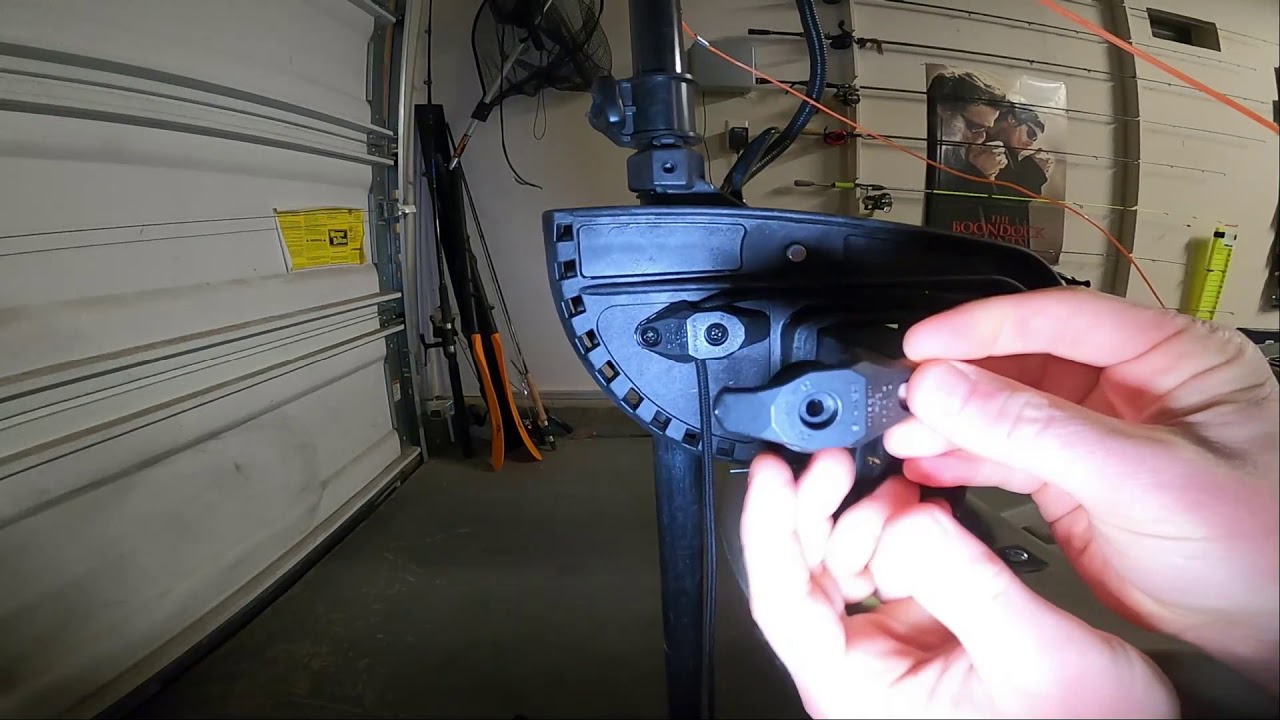 DIY - Kayak Trolling Motor Raise System | Avoid Weeds with a Trolling ...