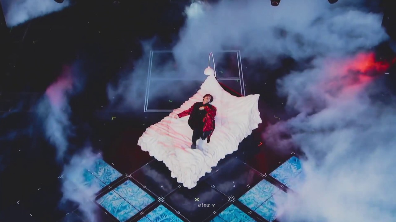 [방탄소년단] V SINGULARITY - YouTube