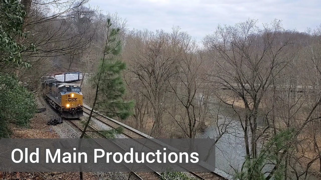 The beauty of the Old Main Line: freight train through Woodstock - YouTube