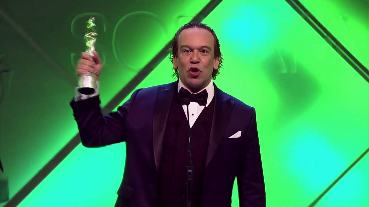 Carlos Espinal Mejor Actor Premios Soberano 2014 - YouTube