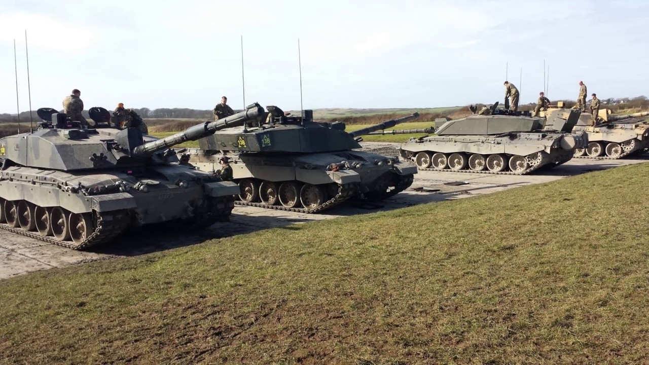 Gunnery at Castlemartin Ranges - YouTube