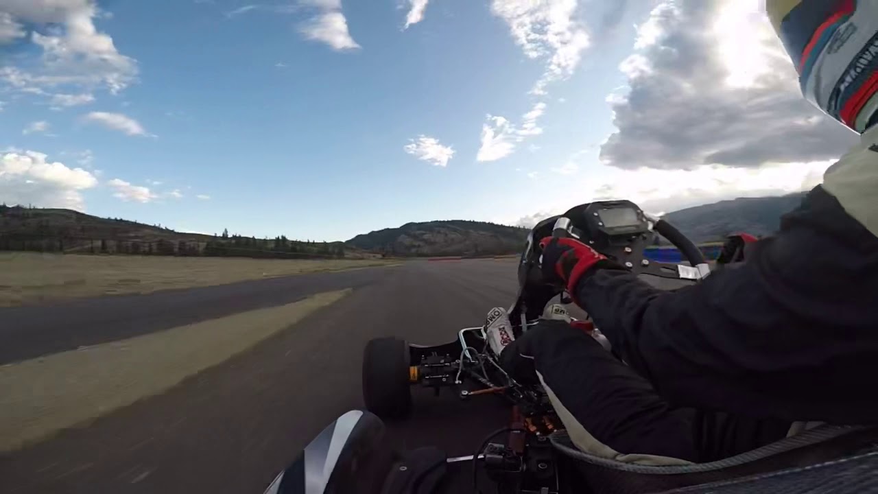 Area 27 Kartplex: Full Layout - Shifter On-Board - YouTube