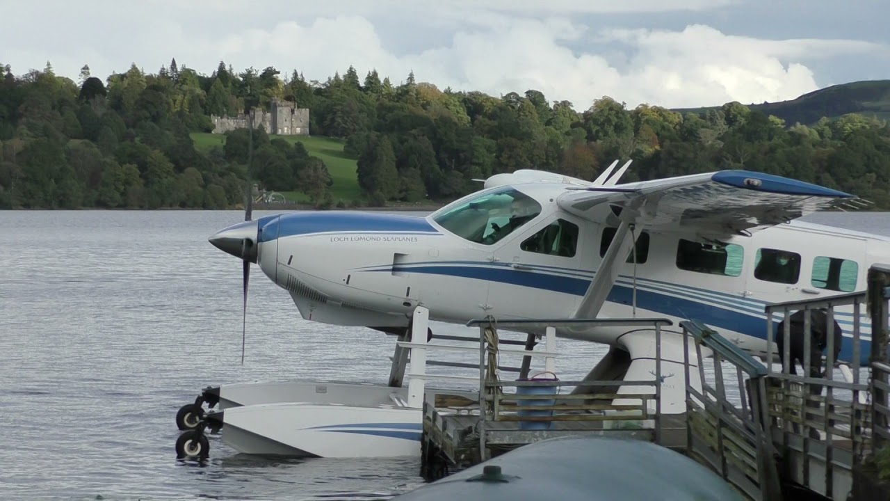 Floatplane docking at Loch Lomand - YouTube