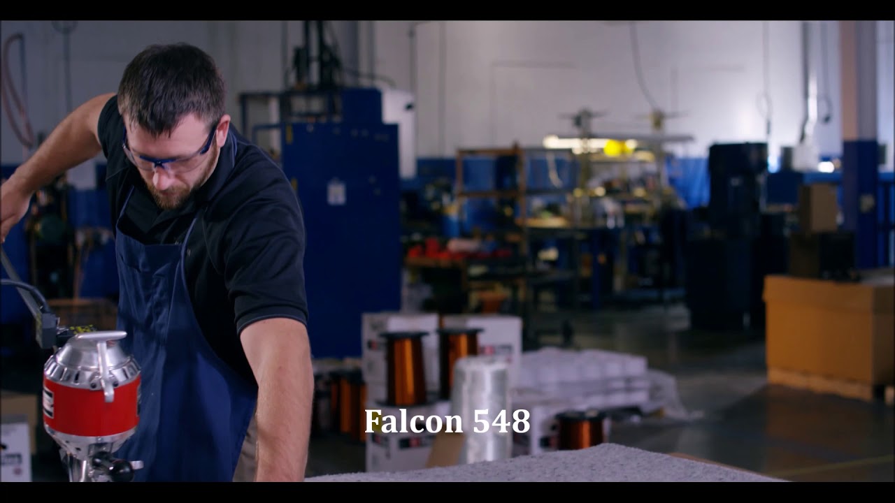 Machines Coupes en bout Eastman (manuelle et automatique). - YouTube