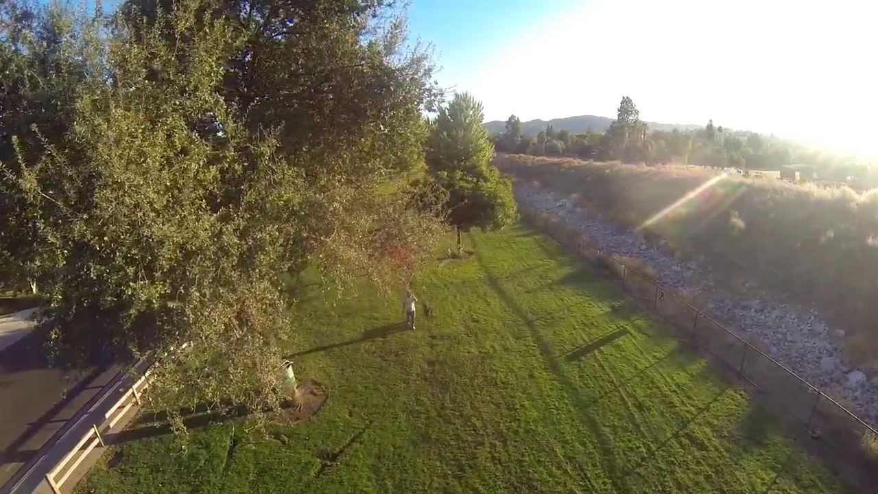 Flying in the Park with the Arris CM3000 - YouTube