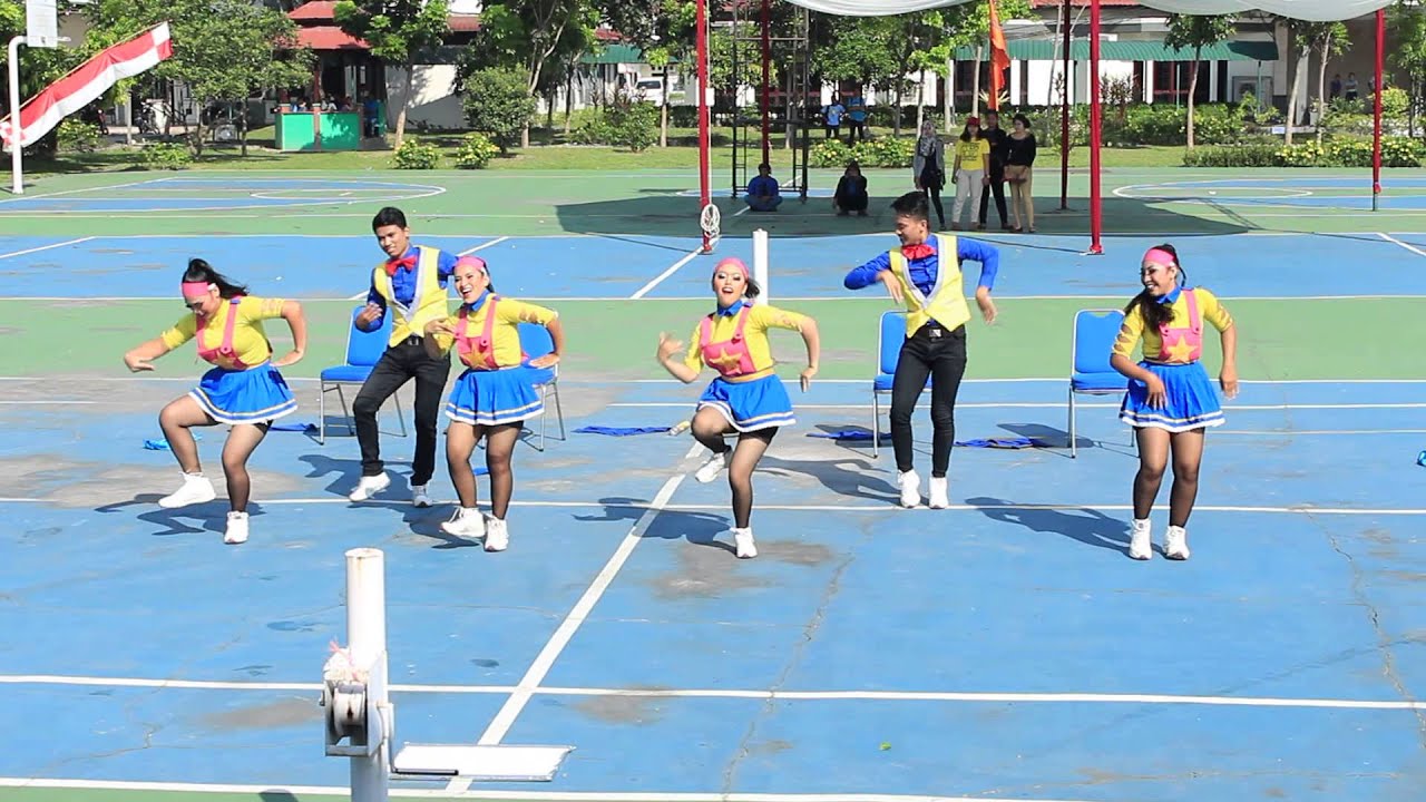 modern dance from mth @AKPAR Negeri Medan pkm 2015 - YouTube