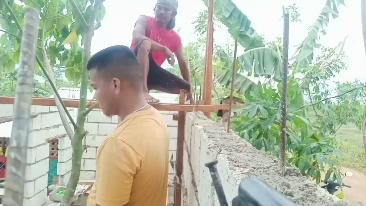 PATULOY SA PAG BUHOS NG POSTE AT NAGHUKAY NG LUPA PARA SA 3 HALIGI SA KABILANG SIDE 🙏 - YouTube