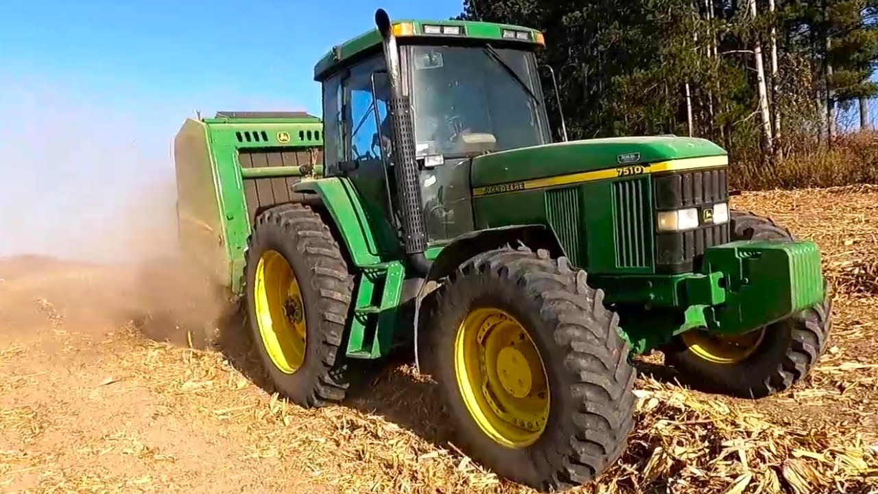 Brand New Round Baler Baling Corn Stalks! John Deere 450M Round Baler ...