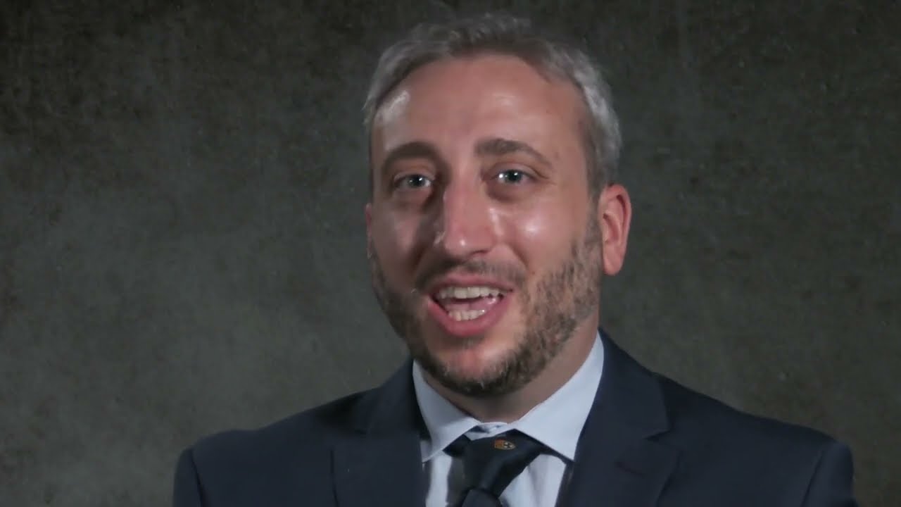 A Luca Peruzzotti-Jametti il Premio Rita Levi Montalcini 2022 - YouTube