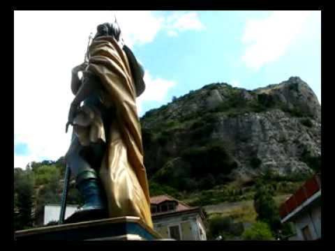 Litania durante la processione in onore di SAN ROCCO a PAZZANO (RC ...