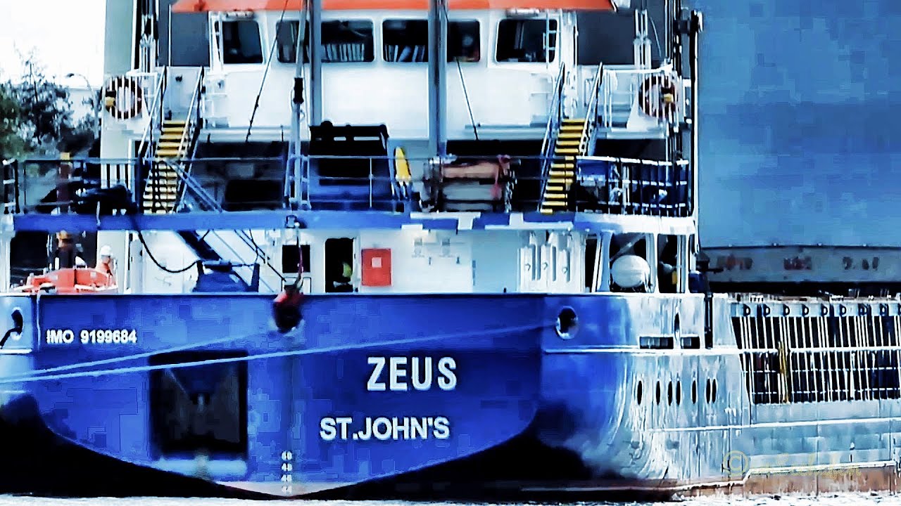 KüMo Frachtschiff ZEUS coaster V2OR IMO 9199684 merchant vessel Stichkanal Emden - YouTube