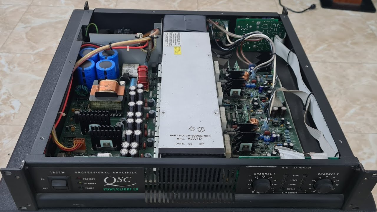 đẩy bãi mỹ QSC powerlight 1.8 .chất âm hay tuyệt vời bác nào là tín đồ ...