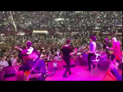 Adriel Favela y Giovanny Ayala - Cuando Los Necesite- Morelia Michoacan, Mexico