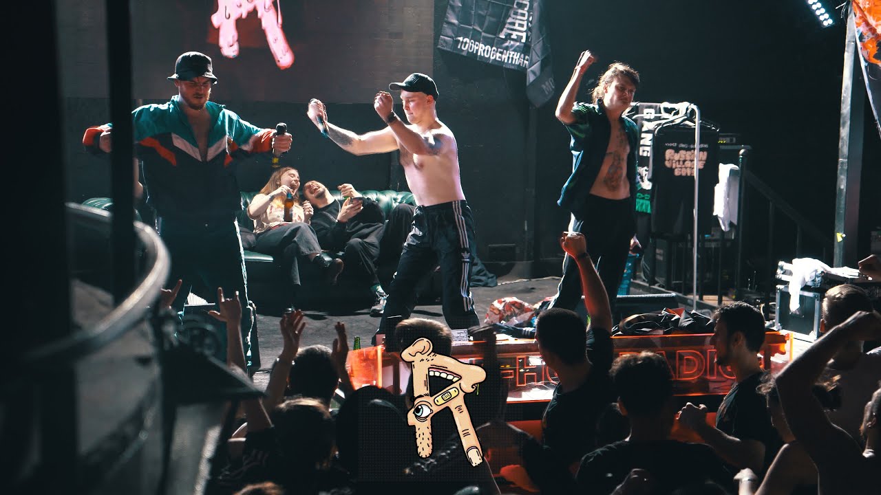 Russian Village Boys - концерт в Петербурге - YouTube